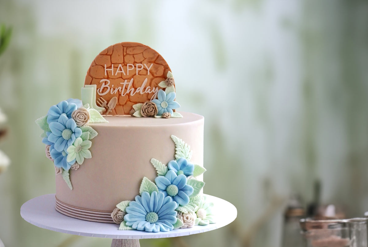 How To Create A Pretty Garden Themed Birthday Cake — Katy Sue Designs